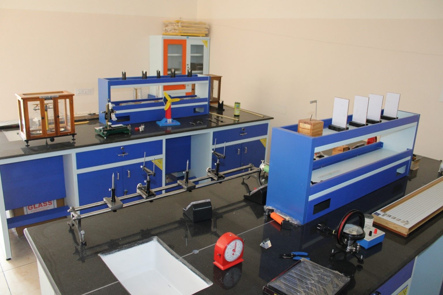 Physics Lab – St.Mary's Public School Salem